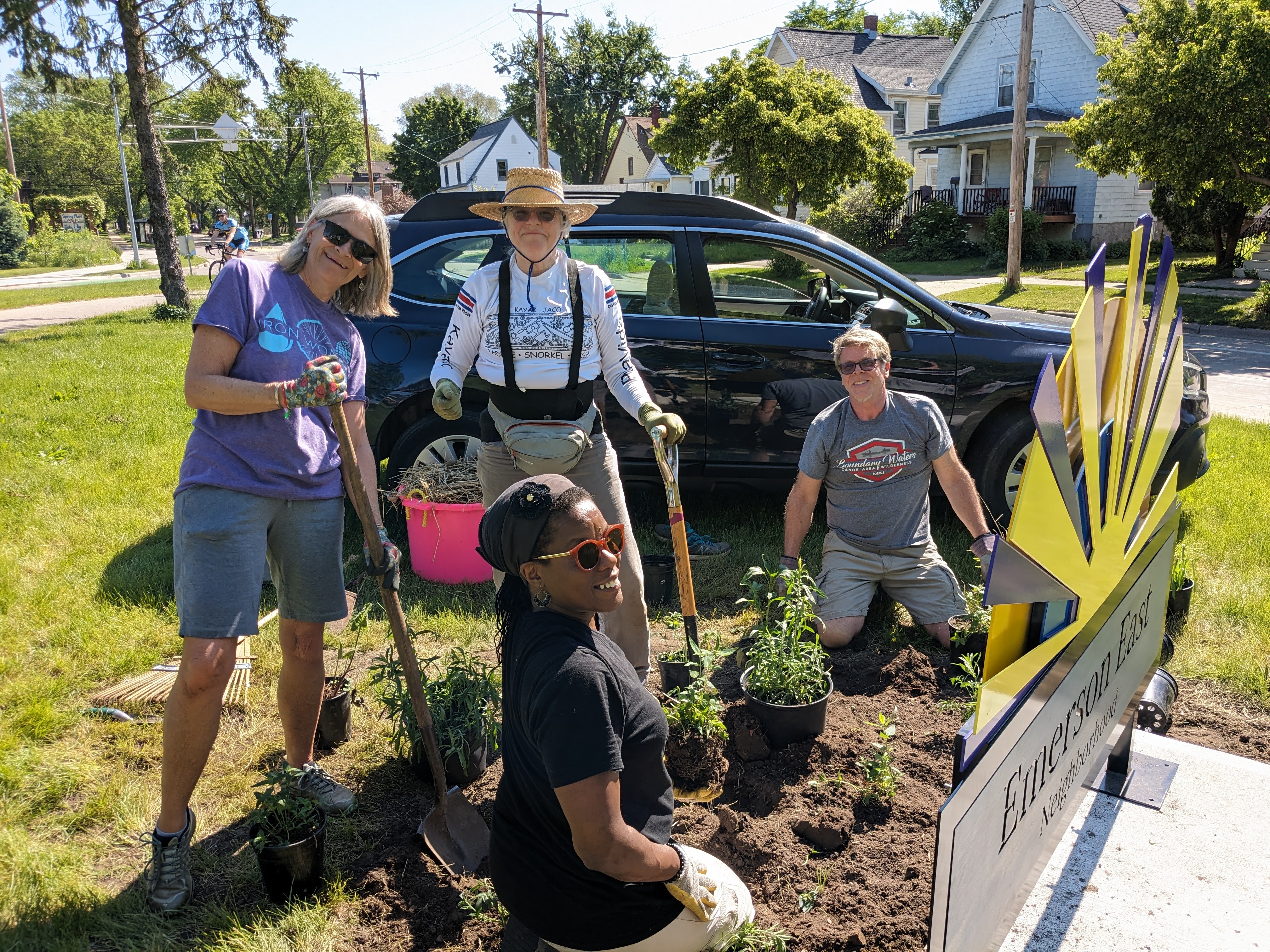 Emerson East Sign Installation – North Street Neighborhood Association